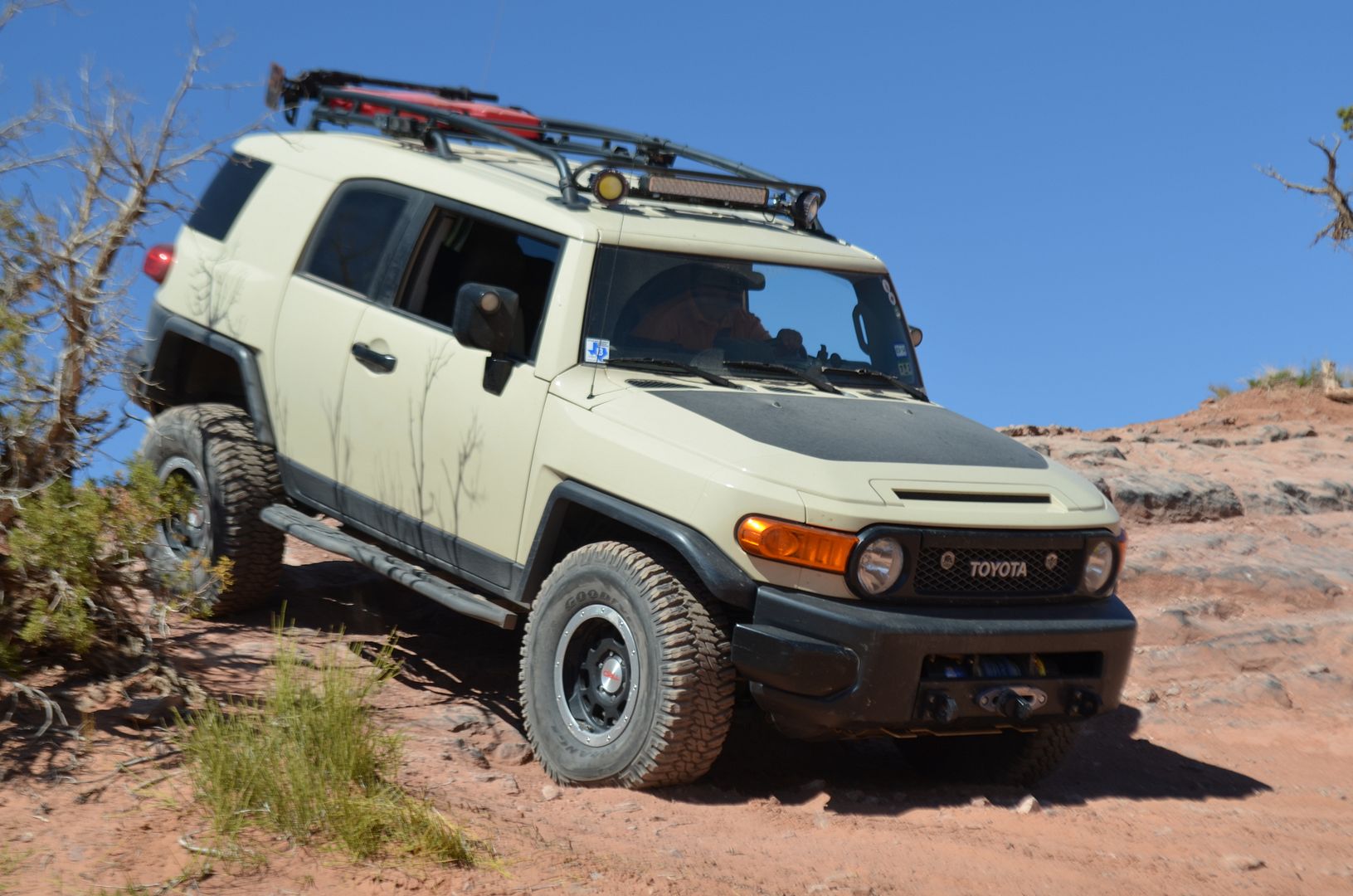 285/75/16's on TRD Beadlock style Wheels | Toyota FJ Cruiser Forum